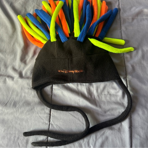 Disney | Accessories | Disneyland Resort Goofy Dreads Fleece Winter ...